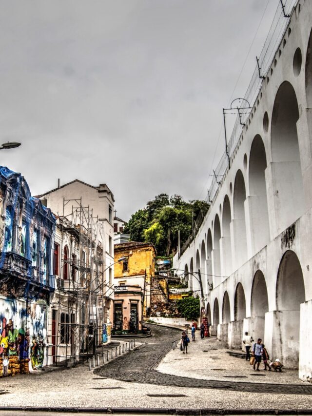 O que fazer na Lapa? O roteiro de viagem ideal para conhecer o que tem ...